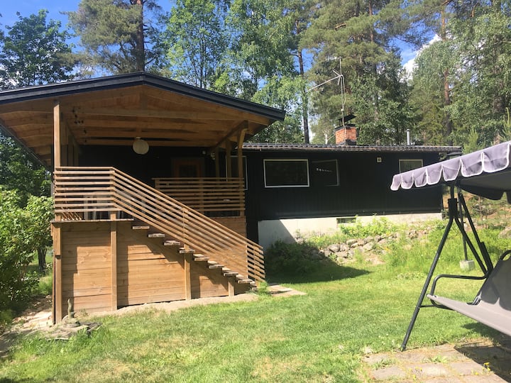 Idyllisk Stuga I Sörmland - Gnesta