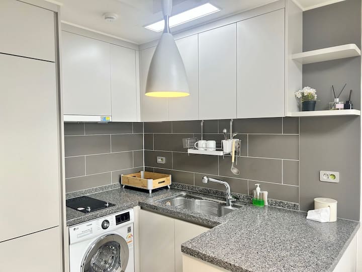 #파티션 #Dhila # 파티션으로 분리된 확장된 스튜디오 - Incheon