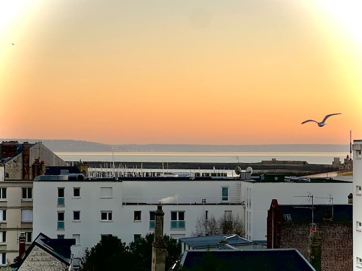 Le Petit Nid Perché Sous Les Toits, Vue Mer - Le Havre
