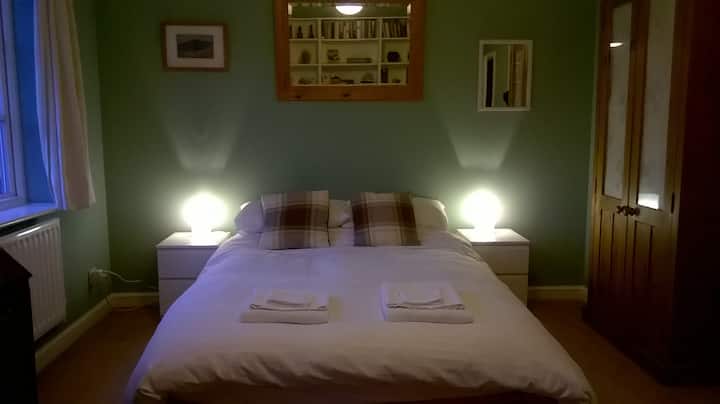 Harbourside Location - Private Double Room - Bristol