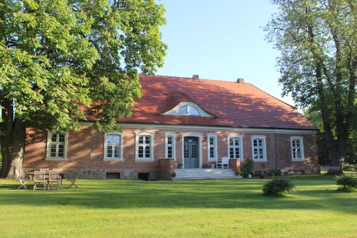 Herrenhaus Koitendorf, Eine Oase Der Ruhe - Güstrow