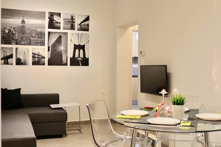 New Minimal Apartment With Splendid View - Selanik