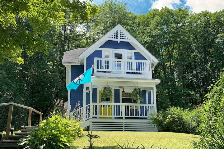 Blue Bell Knoll • Mountain Home • Hot Tub - Fleischmanns, NY