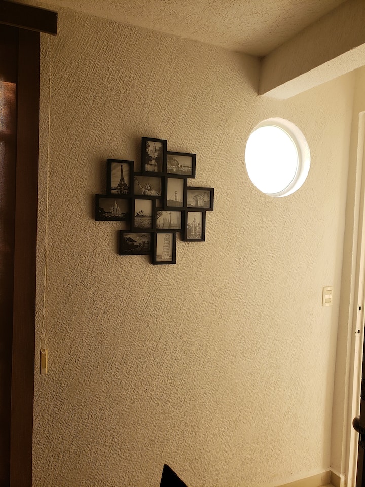 Departamento, Ubicado Cerca Del Mar Y La Isla - Acapulco