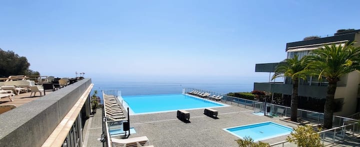 Cap Monaco - Grand Prix - - Plage d'Èze-sur-Mer