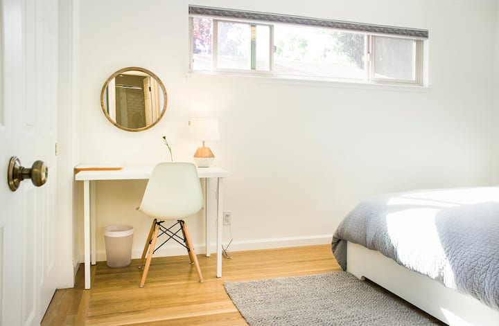 Stanford Campus Gem - Palo Alto, CA