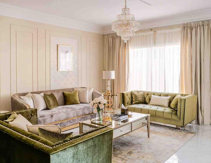 Luxurious 3 Bedroom Villa In The Heart Of The City - Doha Hamad Airport (DOH)