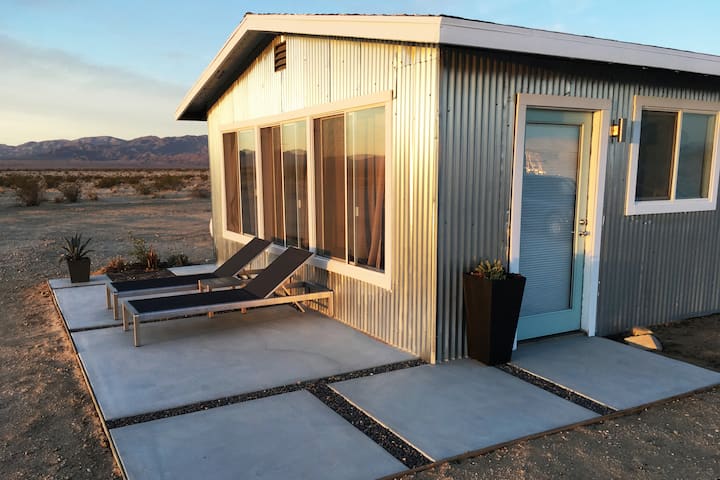 Wonder Valley Sky - A Modern Joshua Tree Retreat - Joshua Tree National Park