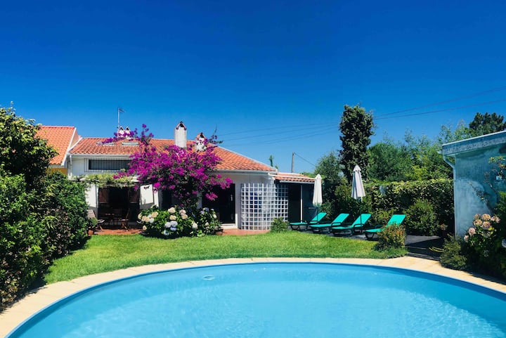 Casa Com Piscina - Azurara