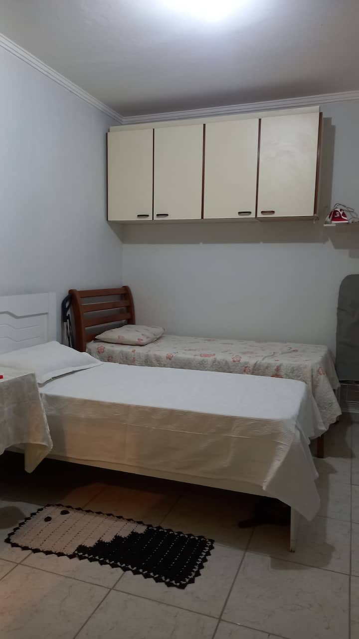Kitinet Com Duas Camas - São José dos Campos