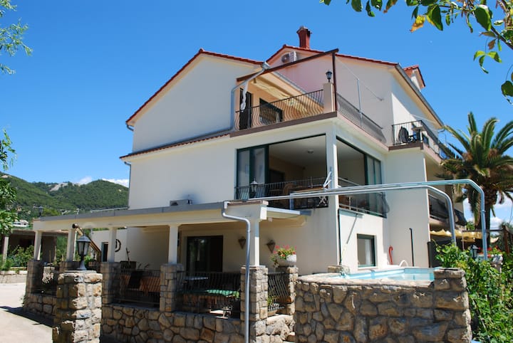 Barrier-free Studio - Electric Bed - Rab Island - Rab