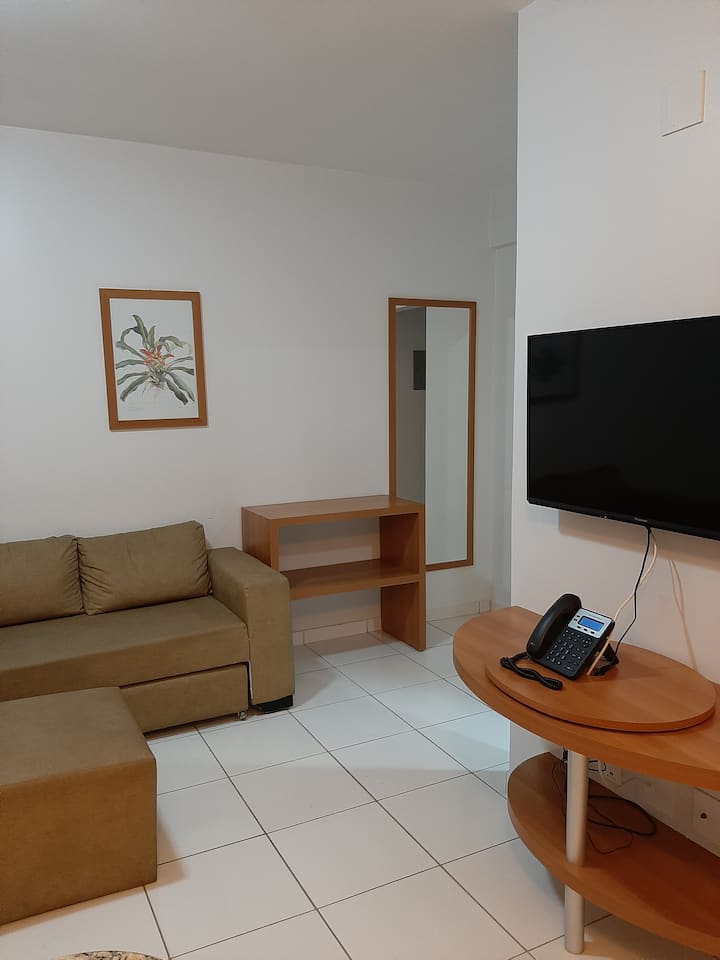 Flat De Dois Quartos-golden Dolphin Piscinas 24 Hs - Caldas Novas