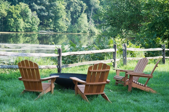 Vanderbilt Lakeside-boutique Getaway & Event Space - Hudson, NY
