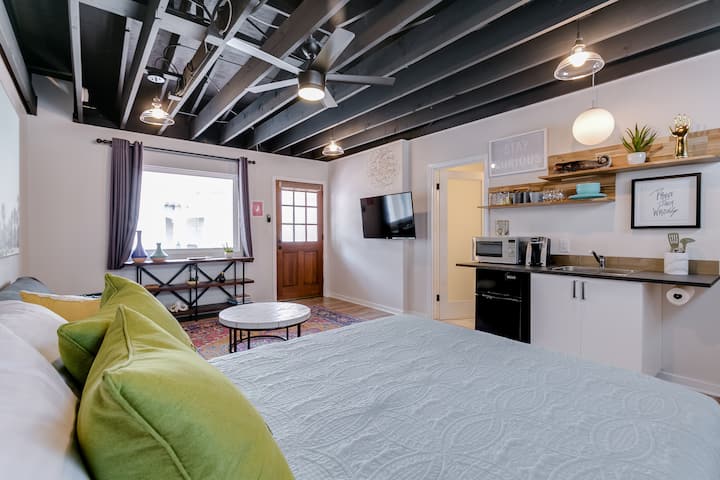 The Spanish Studio - Long Beach, CA