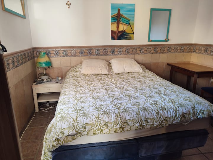 Habitación/cocina Privada Afueras De Estepona - Estepona