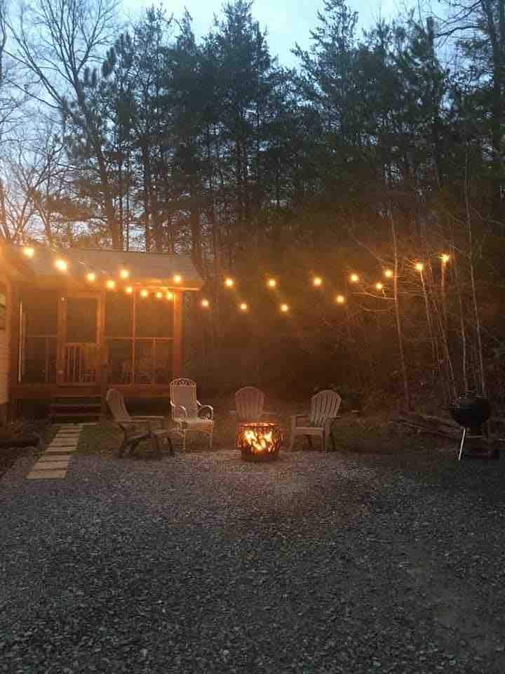 Crazy Daisy - Cute Cozy Getaway - Chickamauga Lake, TN