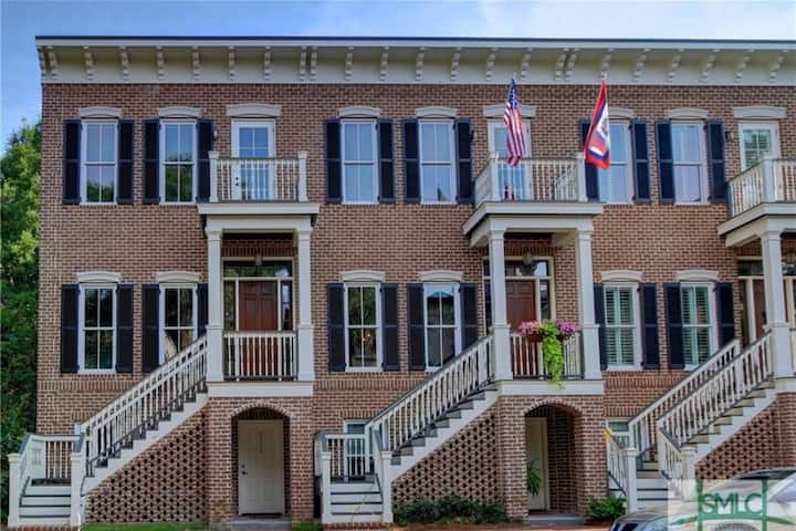 Jaclyn's Place Ii- Savannah Luxury Stay - Savannah, GA