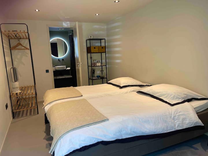 Homestay, 10 Minutes Away From The City Center. - Amstelveen