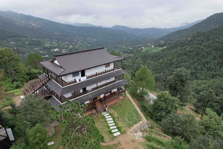 The Wild Sakura-suite Nagasaki(top Floor) - Mukteshwar
