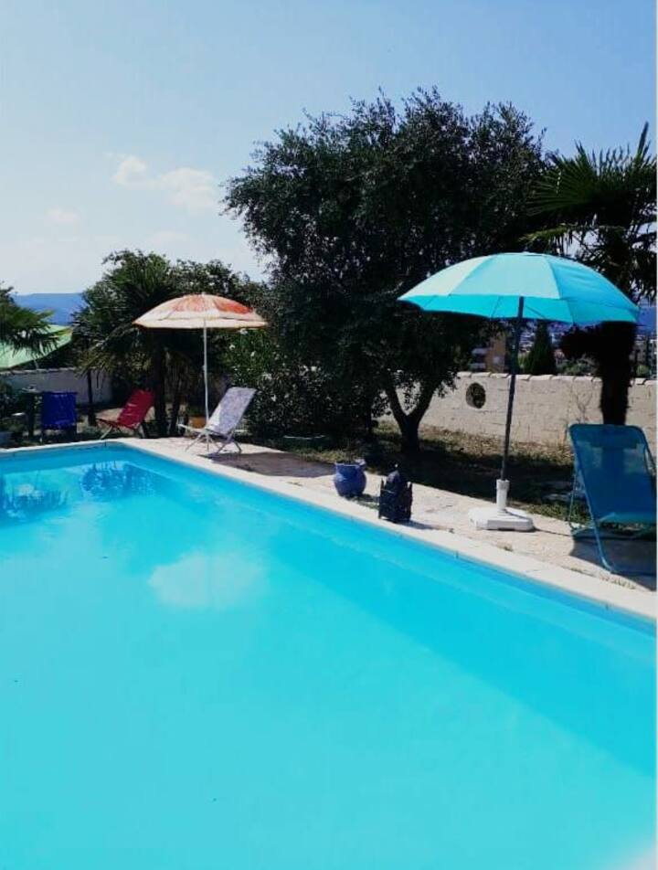 Charmant Logement Avec Piscine - Montélimar