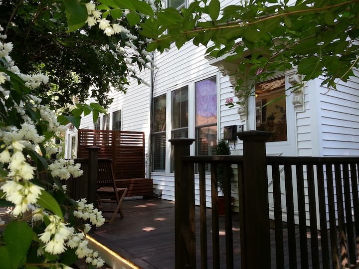 Maria's Jp Rental - Boston Duplex In Jamaica Plain - Dedham, MA