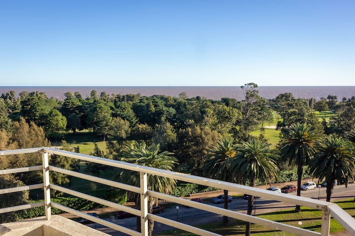 Golf View, Sunset In The Sea.(con Garaje) - Montevideo
