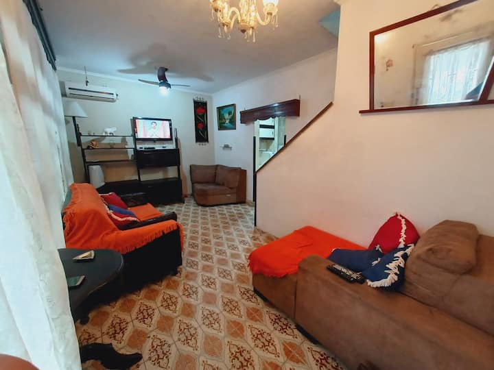 Casa Inteira, Confortável Na Praia Em São Vicente! - Santos
