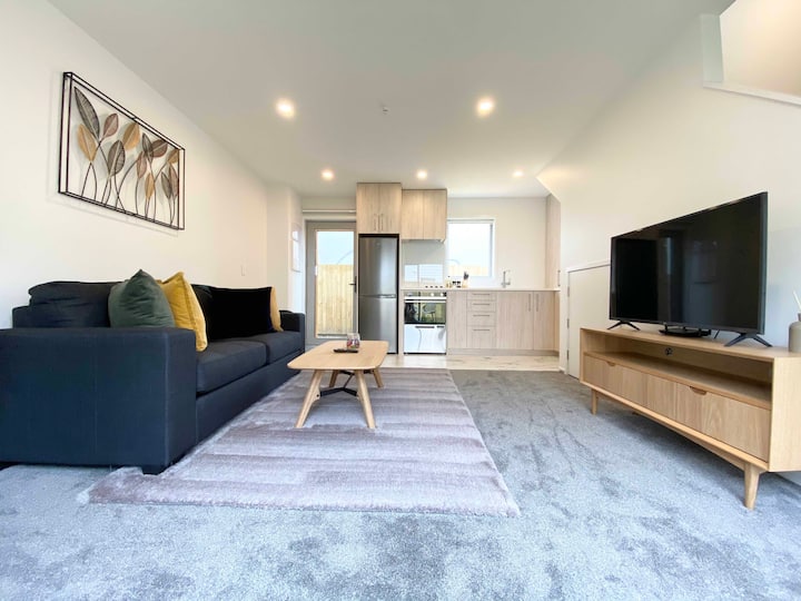 Salisbury Hideaway With Courtyard And Nespresso - Christchurch