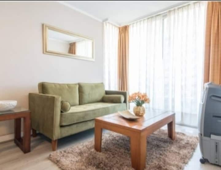 D-14,metro Santa Lucía, Pasos Hospital Católica - Santiago (Chile)