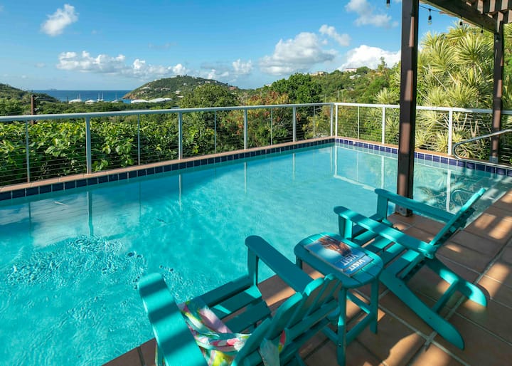 Down Yonder Pool Villa / Full Solar & Battery - Cruz Bay