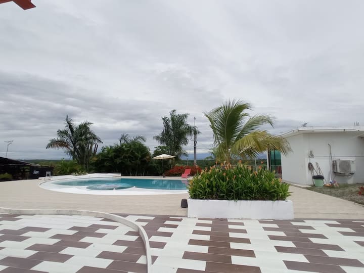 Finca La Silvia, Campo, Recreación Y Gastronomía - El Espinal