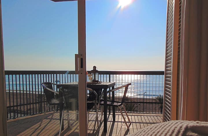 Appartement Palmera: Vue Sur La Mer Méditerranée - Cunit