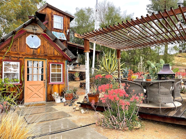 Rio Del Sol Tiny House - San Miguel, CA