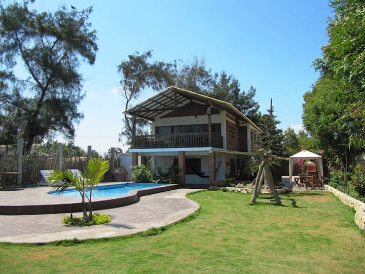 Cabaña Con Piscina Y Vista Al Mar, 22 Personas - Playas