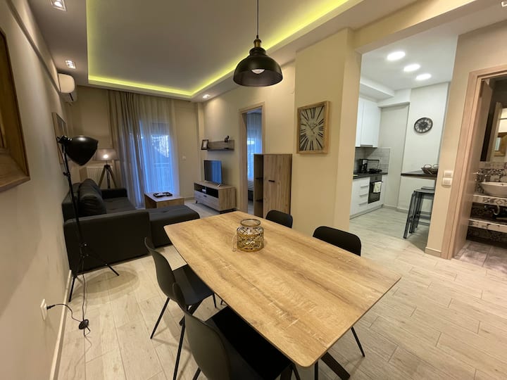 Νιώστε σαν το σπίτι σας στο Helion Apartment - 테살로니키