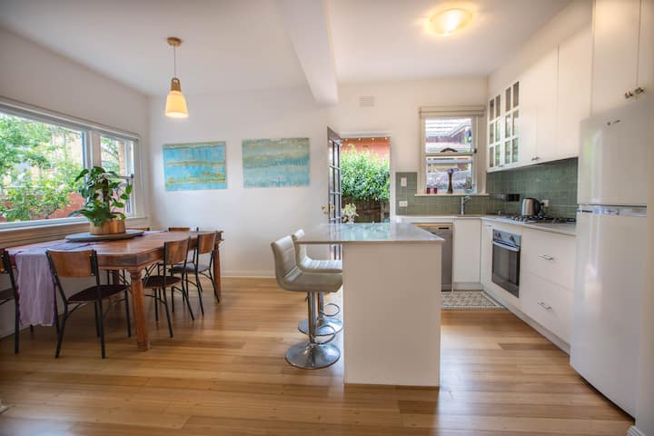 Beautifully Renovated Home In The Village - Saint Kilda