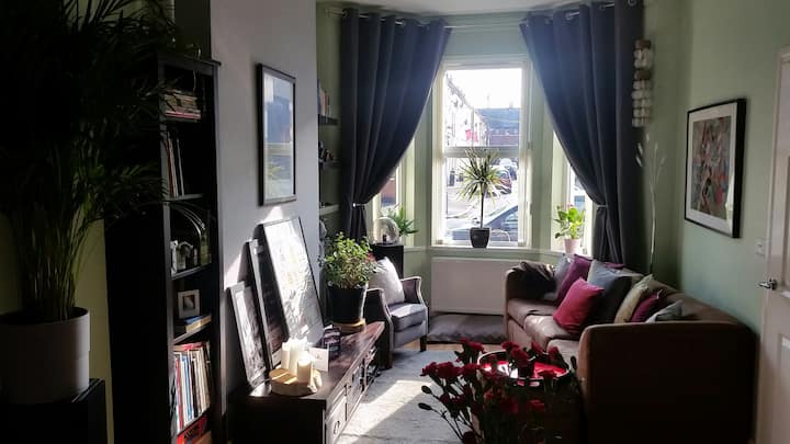 Eastside Bloom, Central Small Double Private Room - Belfast