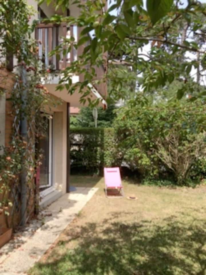 Apt Av Jardin 200 M De La Plage Et Du Centre - Cabourg