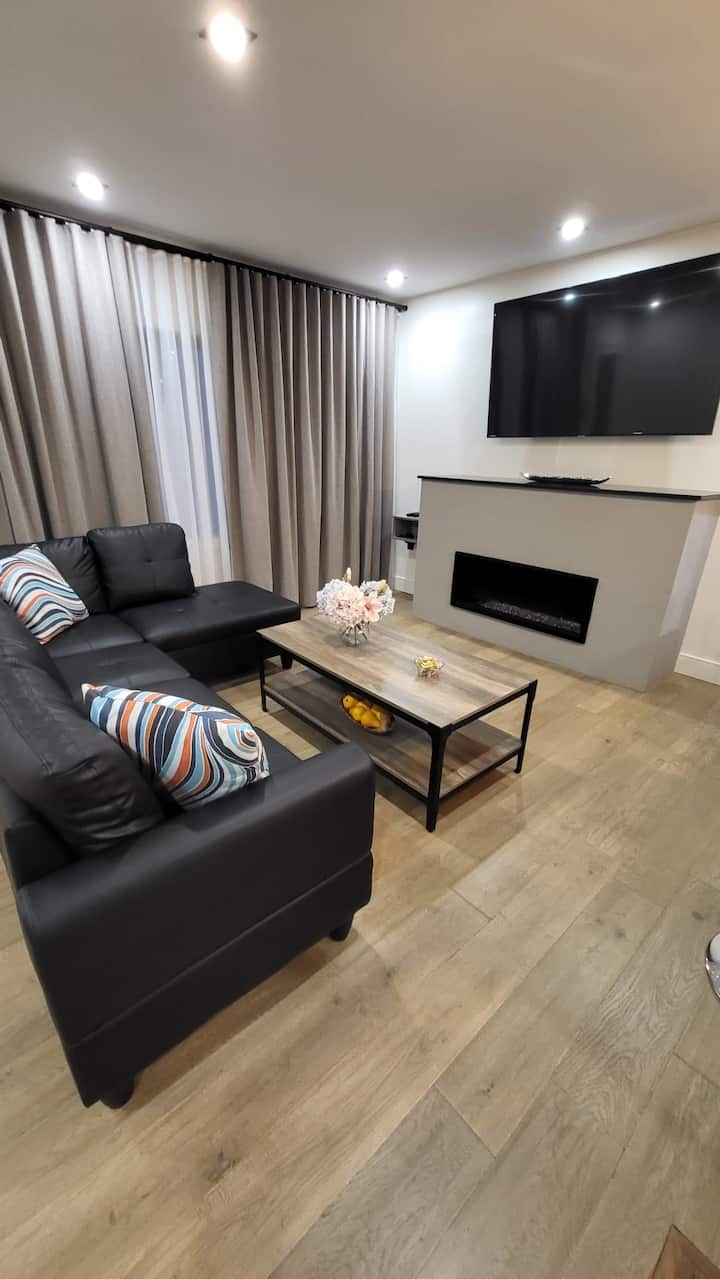 Modern Luxury Home Close To Everything - Niagara Falls
