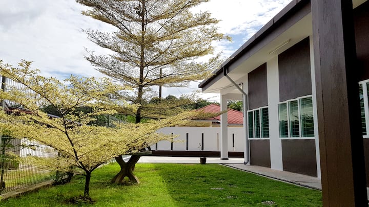 The Simple Hive Guest House | Homestay 59a - Batang Kali