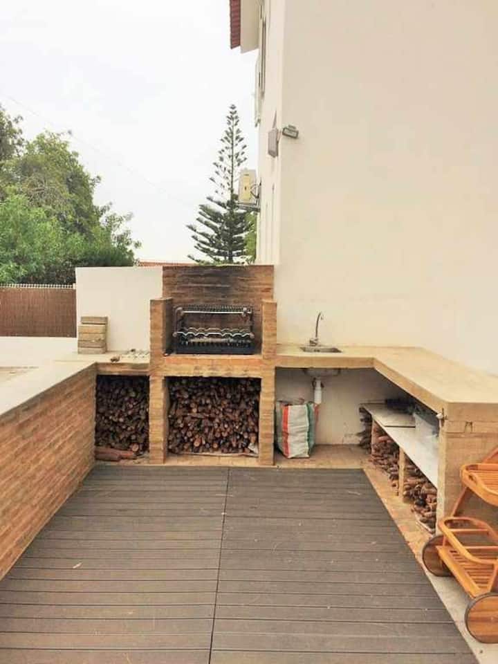 Casa Do Pinheiro, Perfeita P/ Férias Com Crianças - Carvoeiro