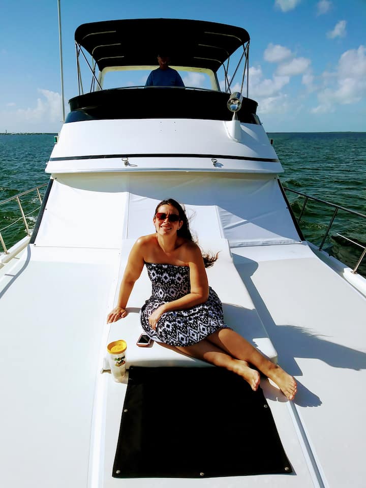 Affordable Luxury Yacht Charter - Key Largo, FL