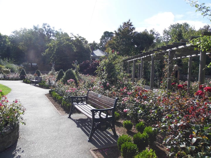 Fantastic Lakeside Apartment - Newquay