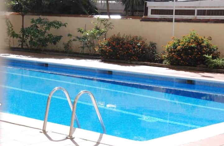 Apart En La Zona Turística De Salou Con Piscina - Costa Dorada (España)