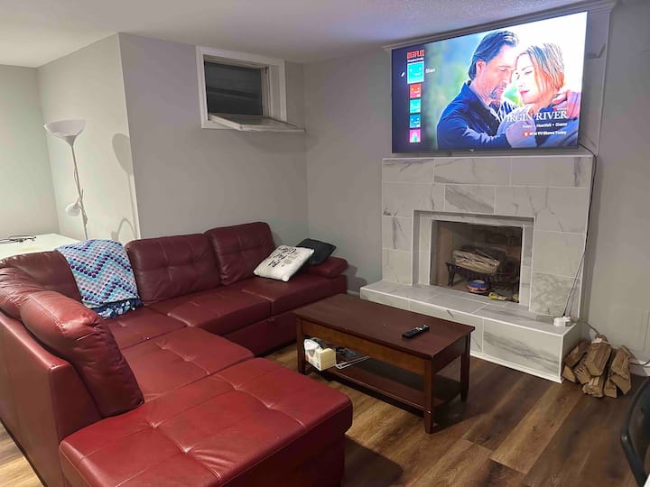 Kc Nice Place (New Basement Suite) - Overland Park