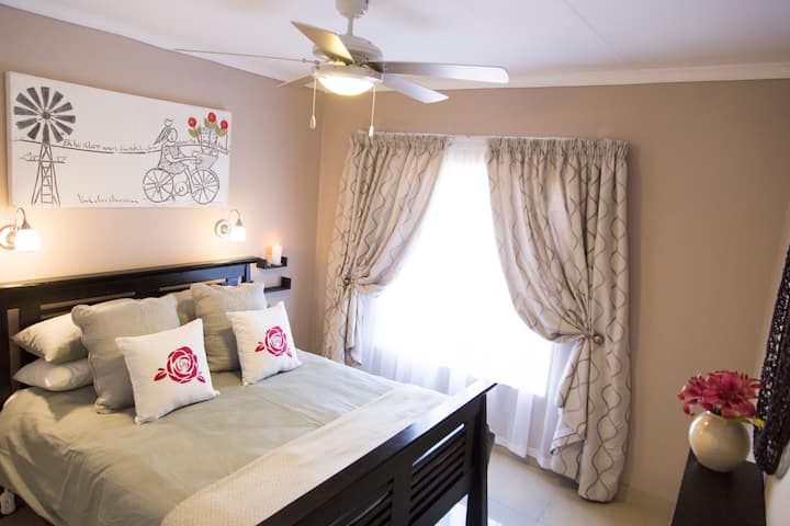 Lemon Tree Cottage - Hartbeespoort
