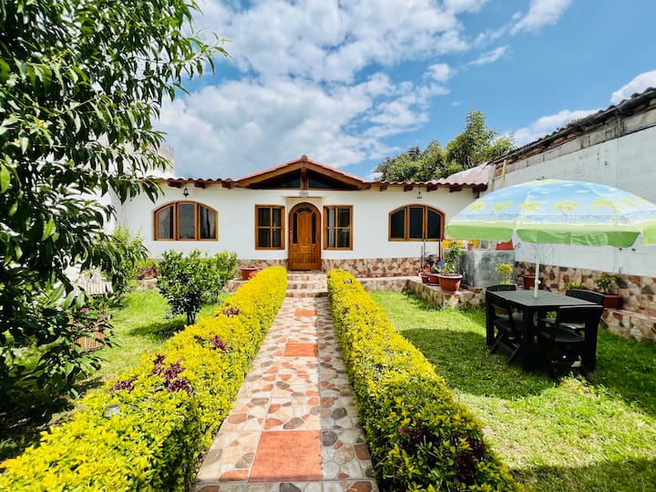 Cozy Guest House With Bbq Area - Cotacachi