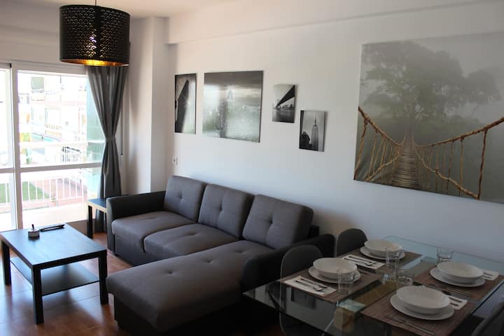 Apartamento En El Centro De Torremolinos - Torremolinos