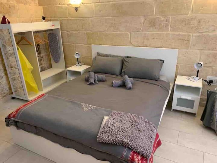Renovated Valletta Knights Self-sufficiency - Valletta