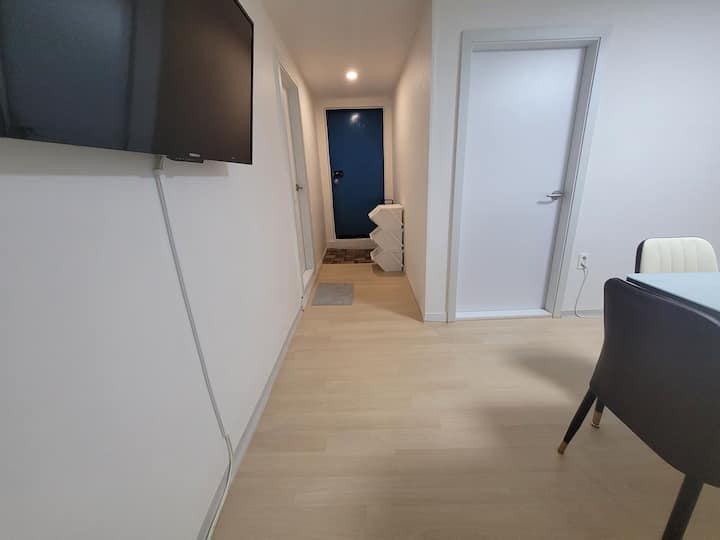 5 Min To Hongdae Station | Clean & Quiet - Séoul